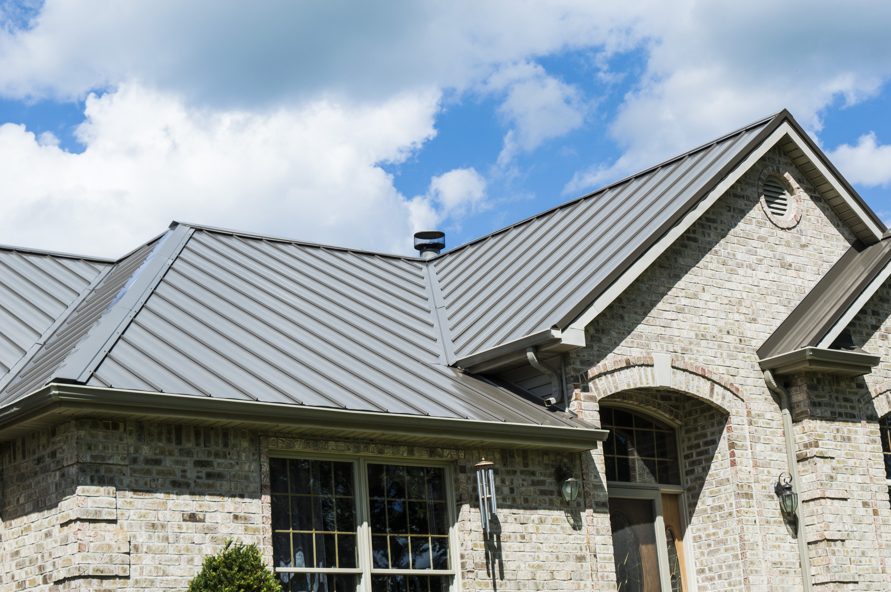 Standing Seam Roof | Michigan Steel & Trim